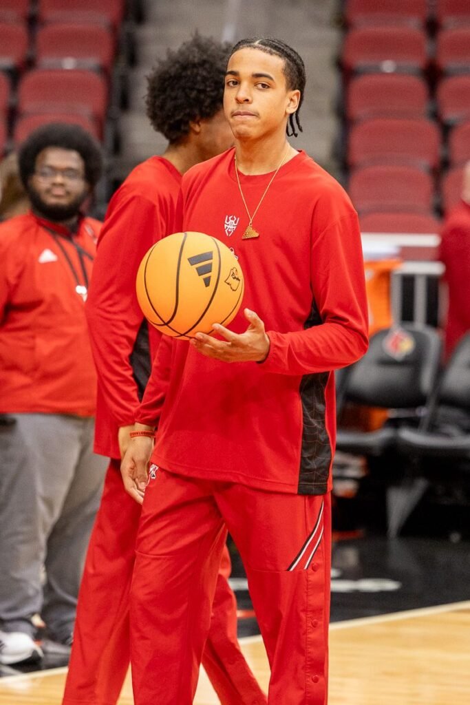 Brown still MIA as Louisville succumbs to Virginia - CardGame